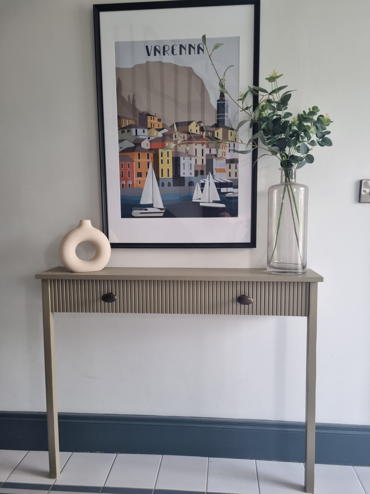 Fluted Front Radiator Table - Devlin And Co