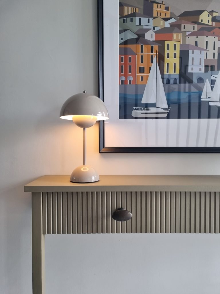 Fluted Front Radiator Table - Devlin And Co